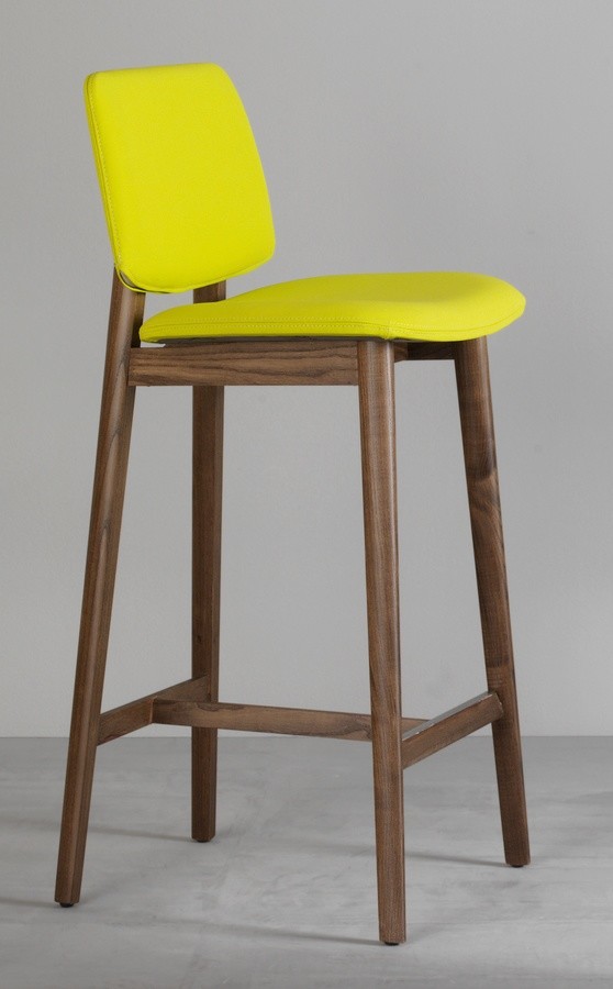 Taburete con base de madera de fresno, cubierto de cuero | IDFdesign